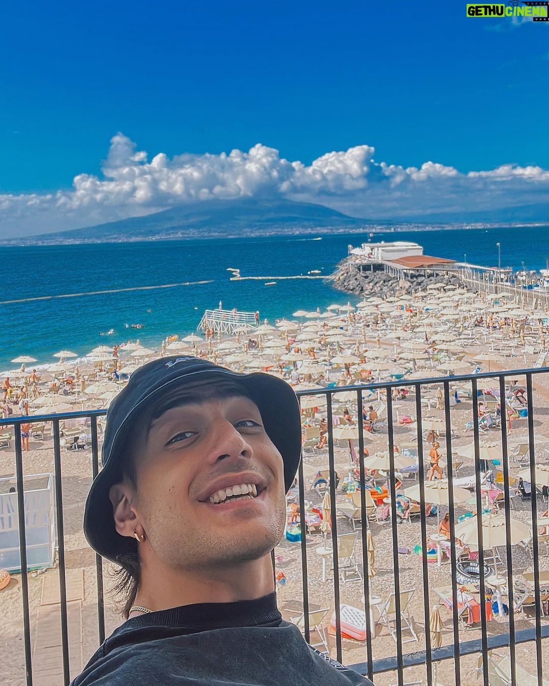 Simone Paciello Instagram – Photo Dump delle ultime 167 ore, 46 minuti ...