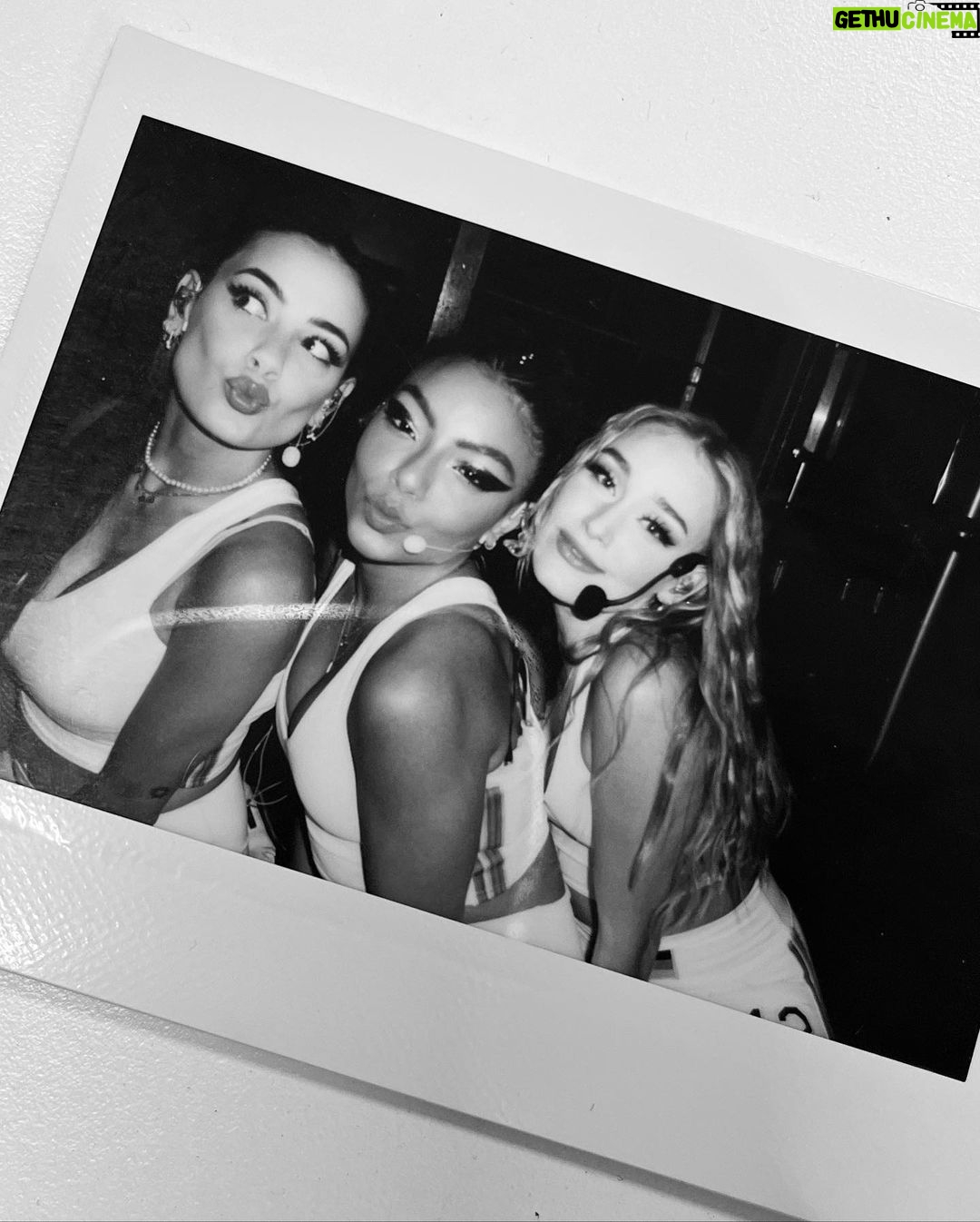 Sina Deinert Instagram – FOREVER UNITED @nowunited ️‍🔥 📸: @amaalplp ...