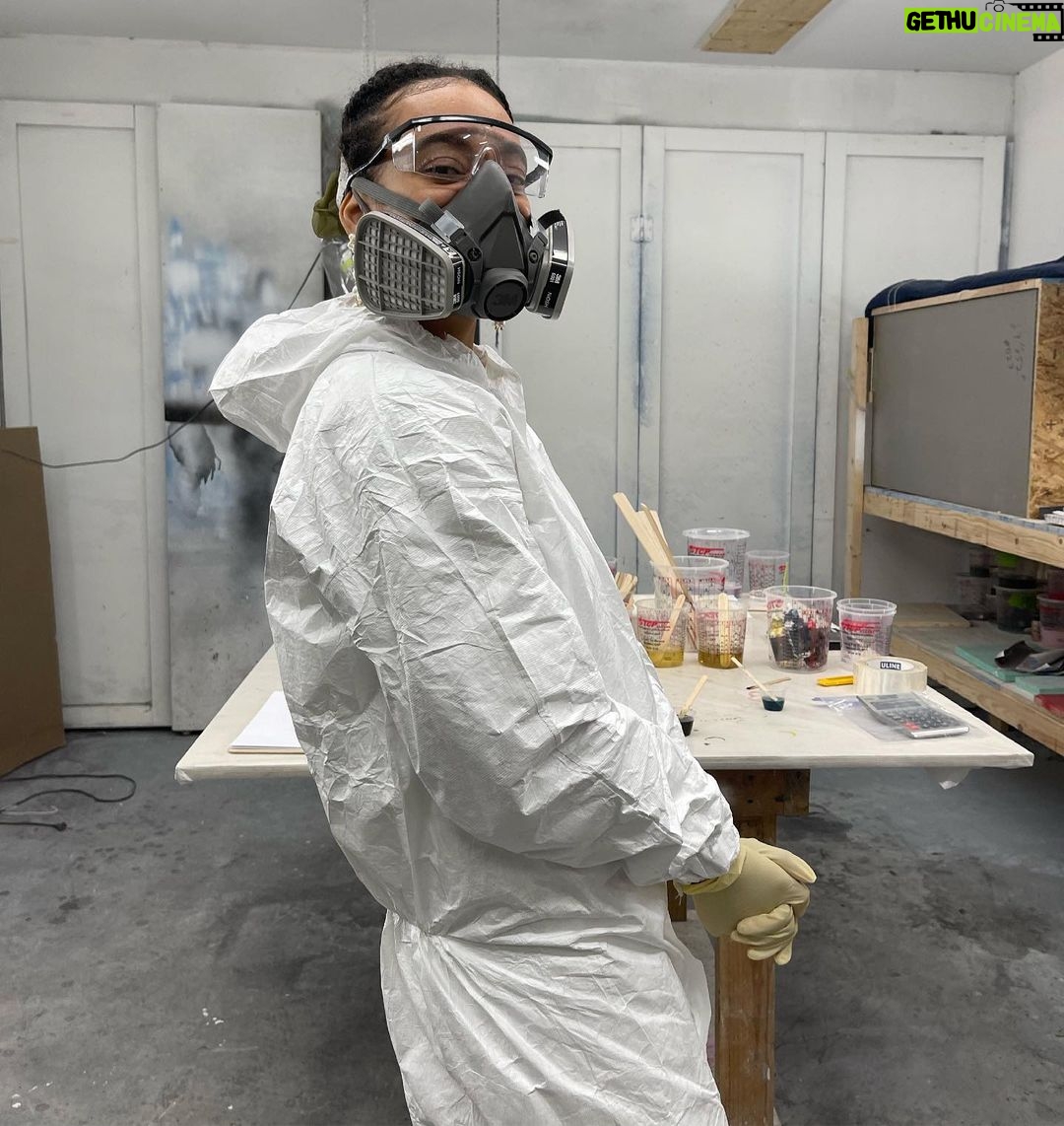 Solange Instagram – all I wanna do is make stuff i love, and love 🖤 ...