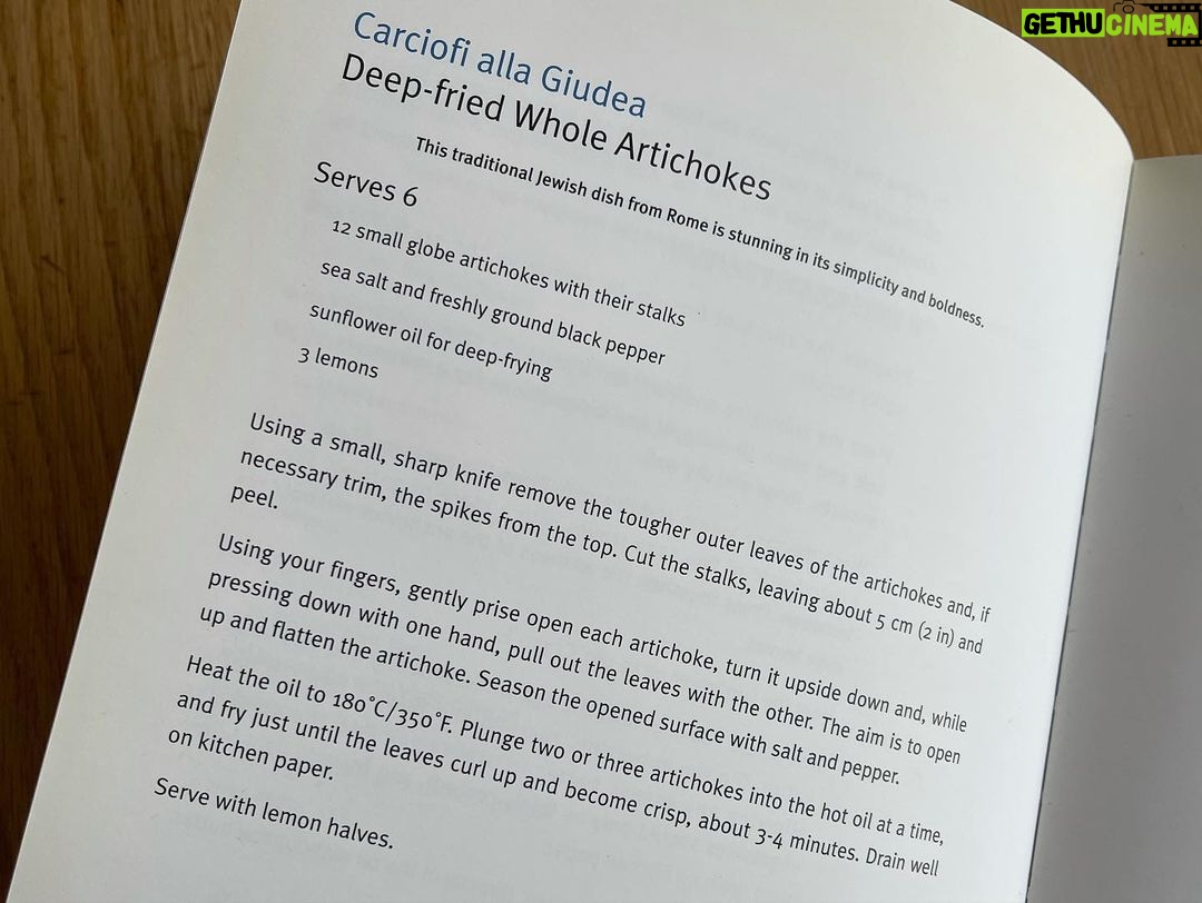 Stanley Tucci Instagram – Got some beautiful baby purple artichokes ...