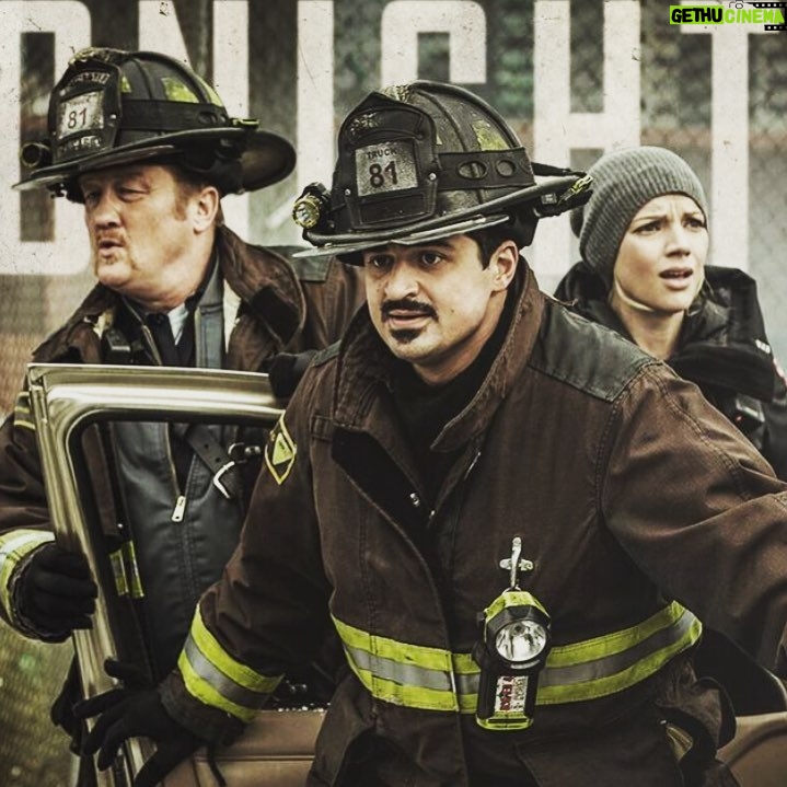 Taylor Kinney Instagram – New ep of #chicagofire tonight! Lots of love ...