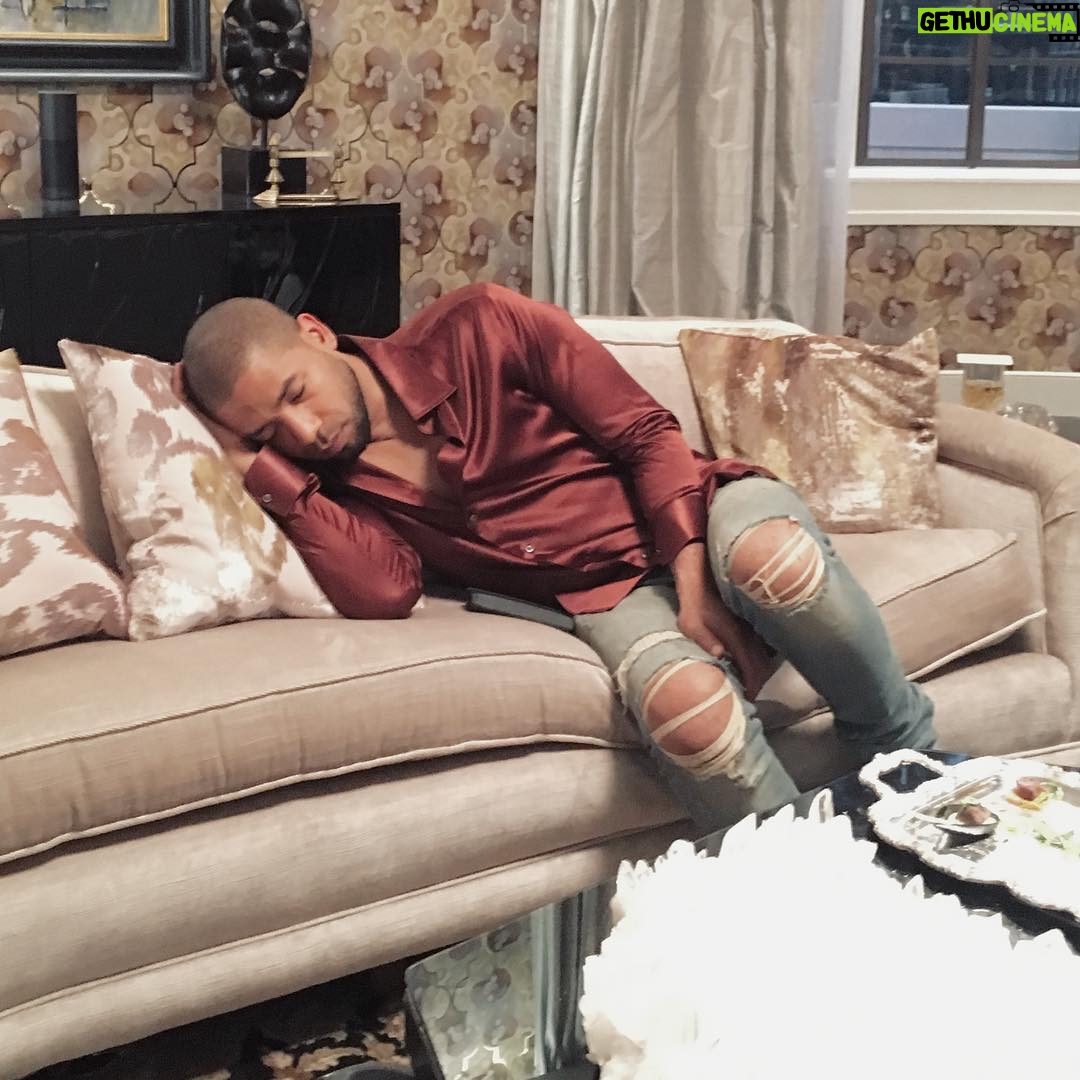 Terrence Howard Instagram – Night shoots means you catch people slippin ...