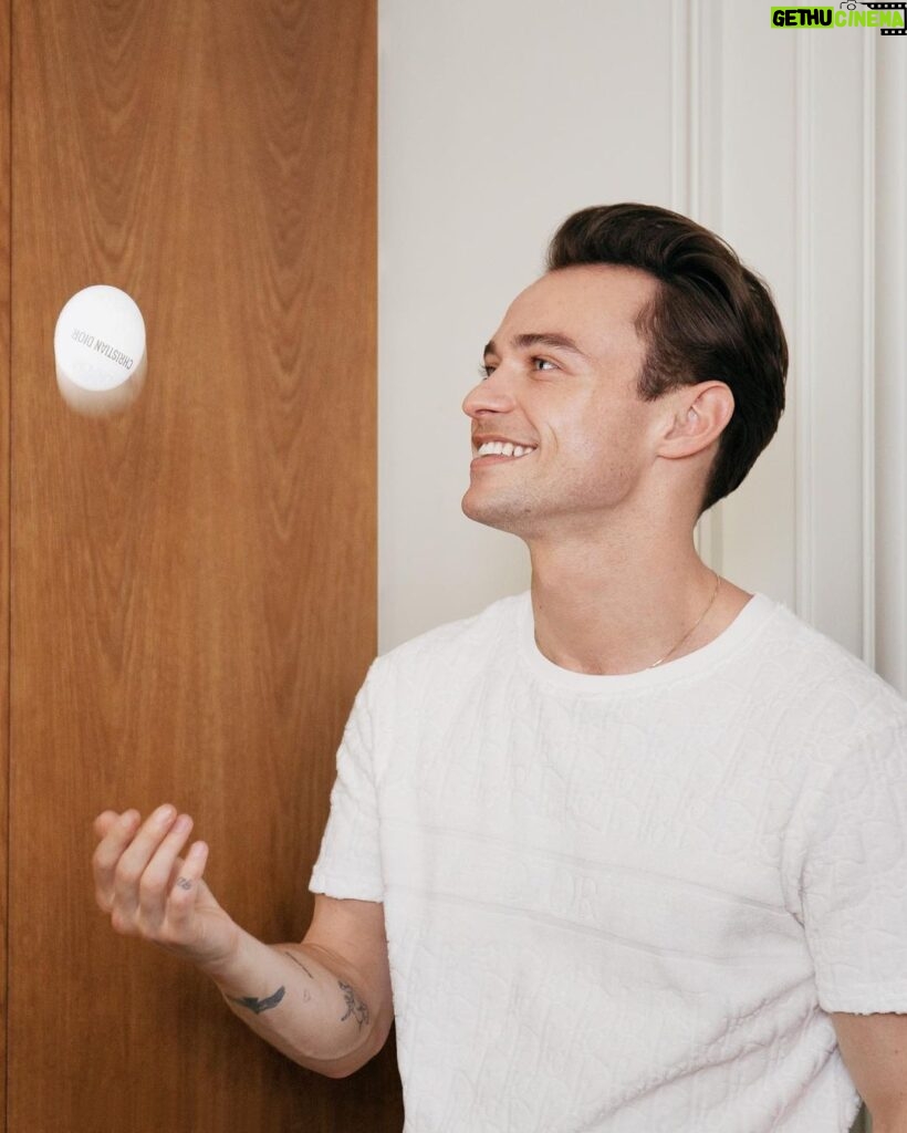 Actor Thomas Doherty HD Instagram Photos and Wallpapers July 2023 ...