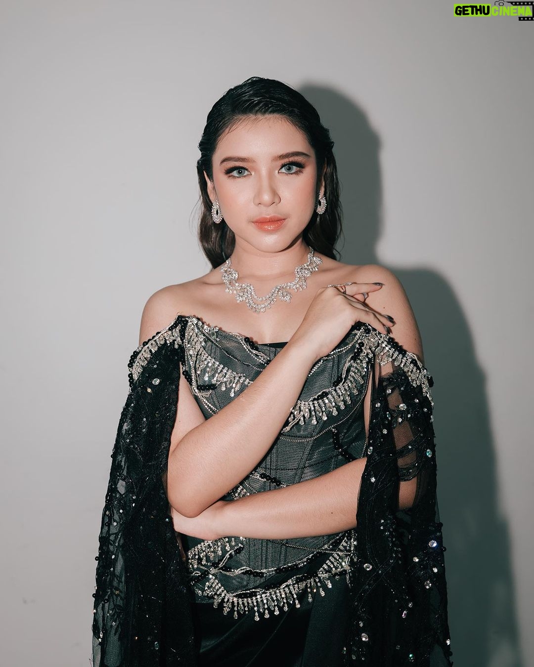 Actress Tiara Andini HD Instagram Photos and Wallpapers April 2024 ...