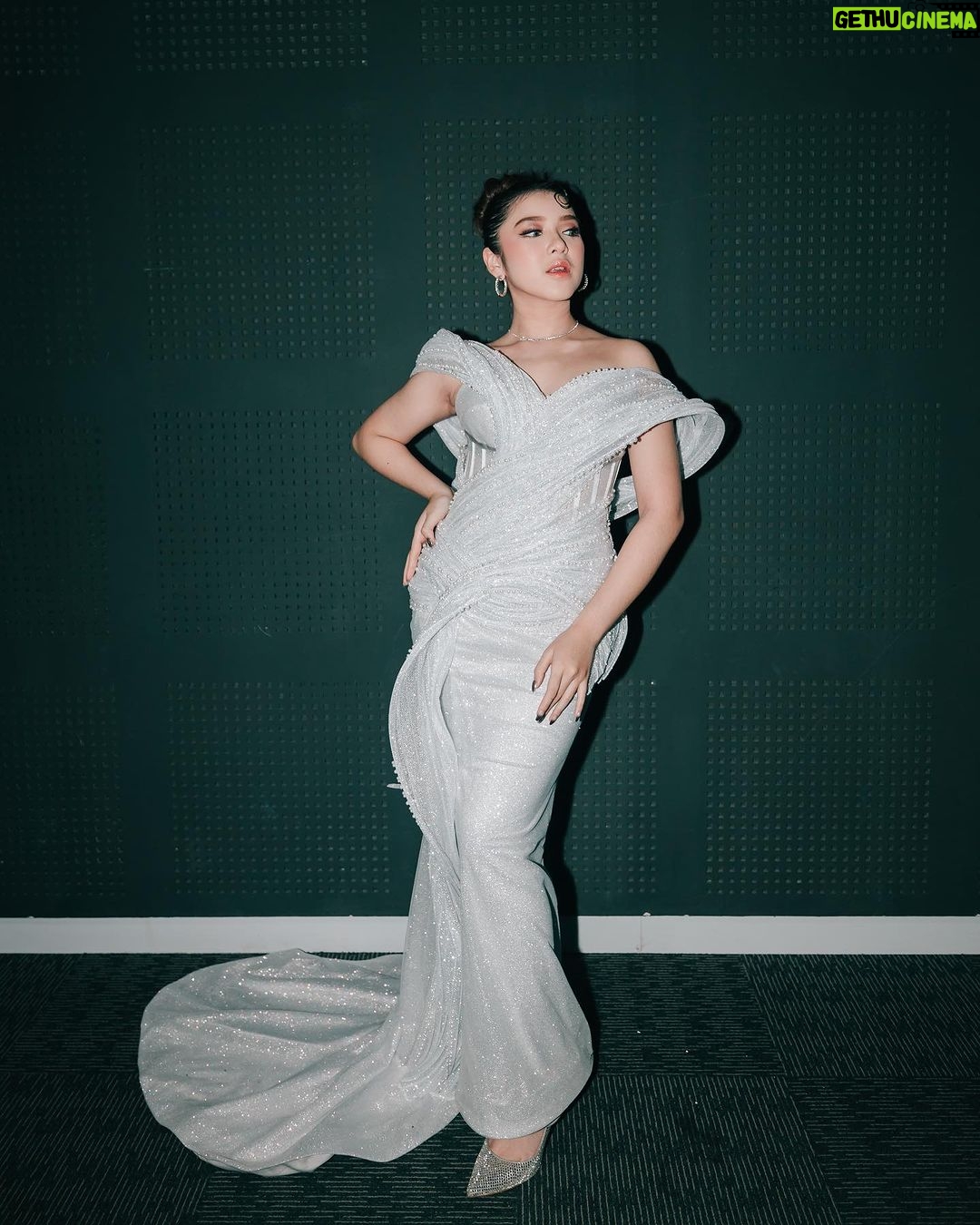 Actress Tiara Andini HD Instagram Photos and Wallpapers April 2024 ...