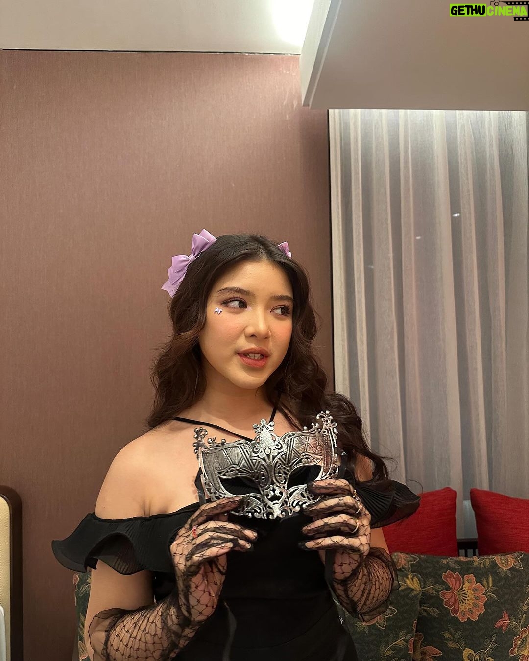 Actress Tiara Andini HD Instagram Photos and Wallpapers February 2024 ...