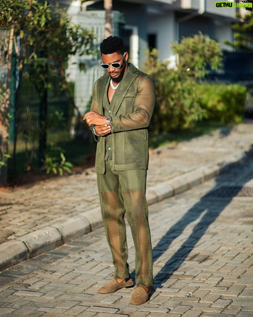 Actor Tobi Bakre HD Instagram Photos and Wallpapers October 2023 ...