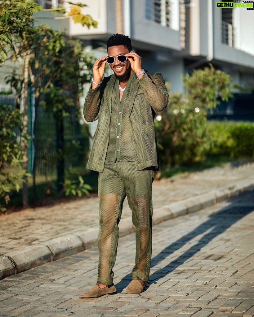 Actor Tobi Bakre HD Instagram Photos and Wallpapers October 2023 ...