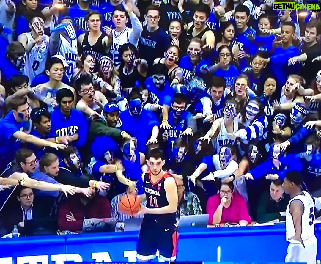 Tom Cavanagh Instagram – Yes, college basketball. #Marchmadness | Gethu ...