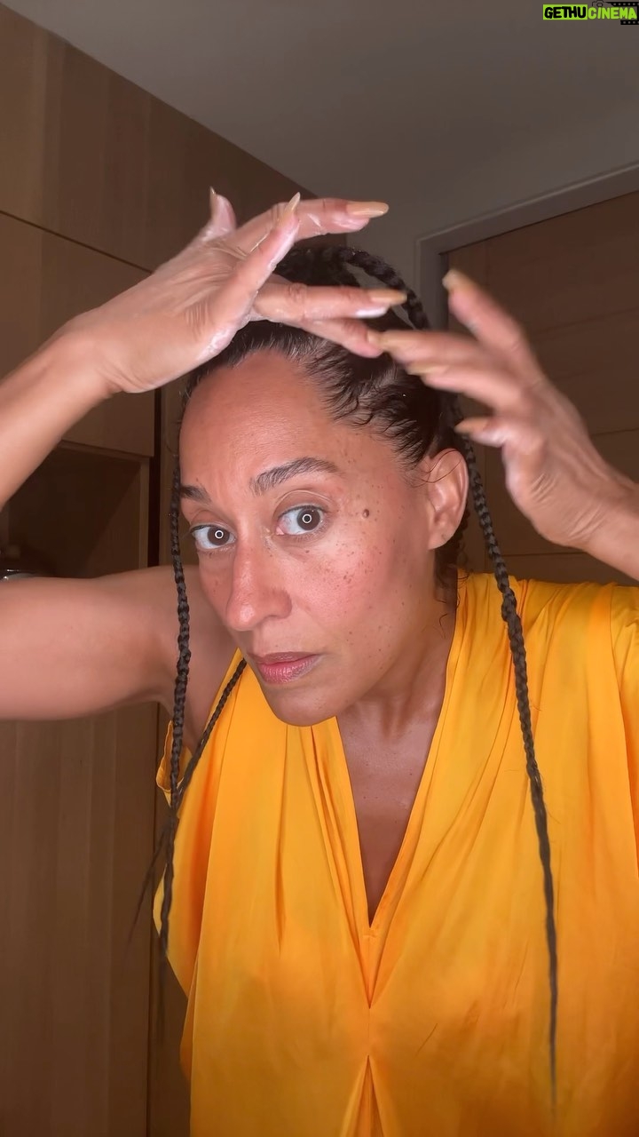 Tracee Ellis Ross Instagram – 🥛💆🏾‍♀️🆕! Introducing the @patternbeauty ...