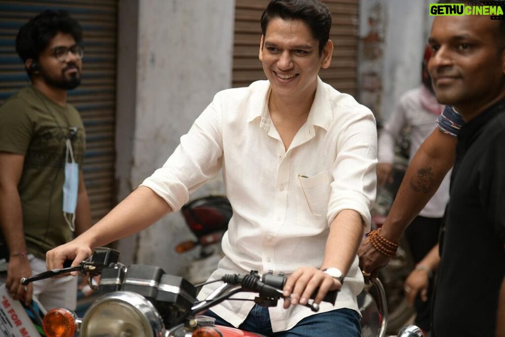Actor Vijay Varma HD Instagram Photos and Wallpapers August 2023 ...