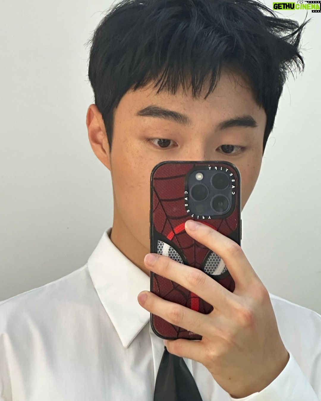 Actor Yoon Chan-young HD Instagram Photos and Wallpapers October 2023 ...