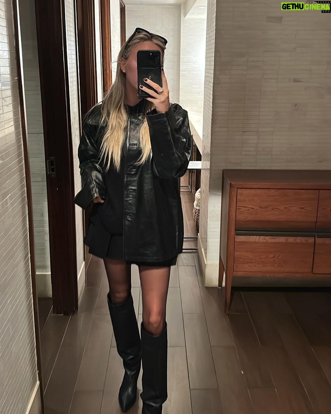 Alexandra Cooper Instagram – cake | Gethu Cinema