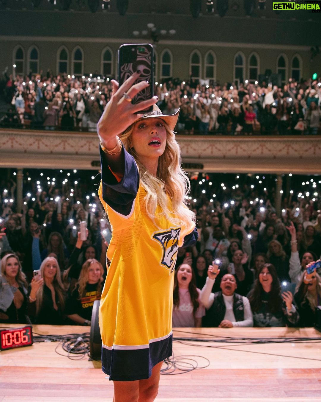 Alexandra Cooper Instagram – Nashville ️🥹 | Gethu Cinema