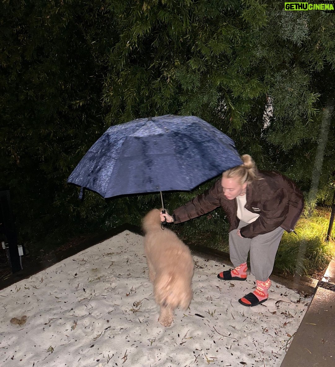 Actress Alexandra Cooper HD Instagram Photos and Wallpapers March 2024 ...