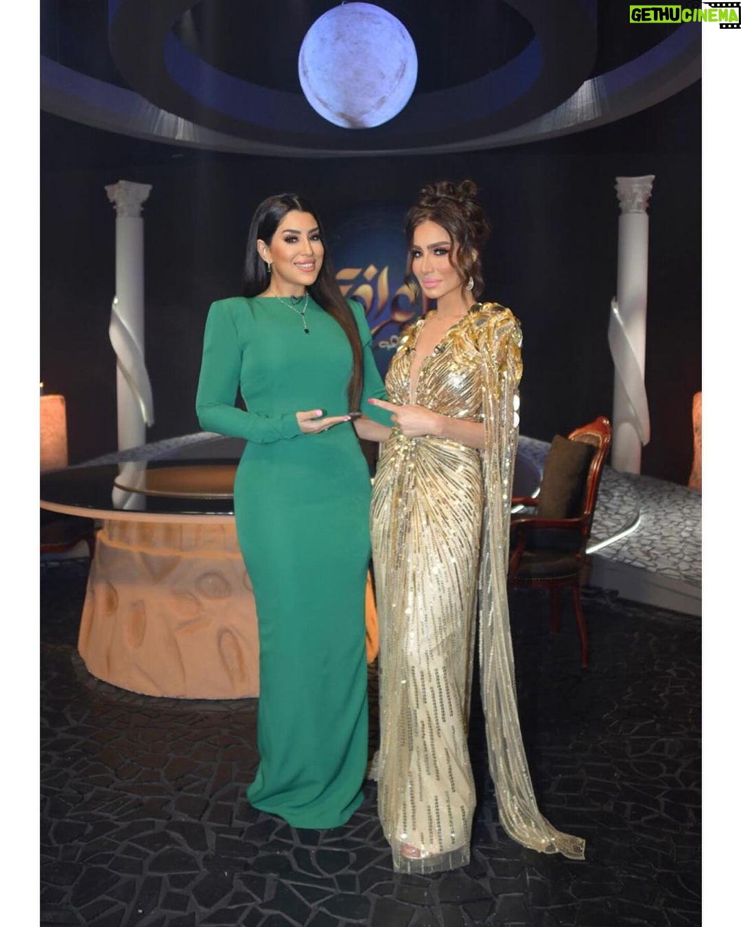 Ayten Amer Instagram – مع العرافة @basma_wahba صاحبتى اللى معندهاش قلب ...