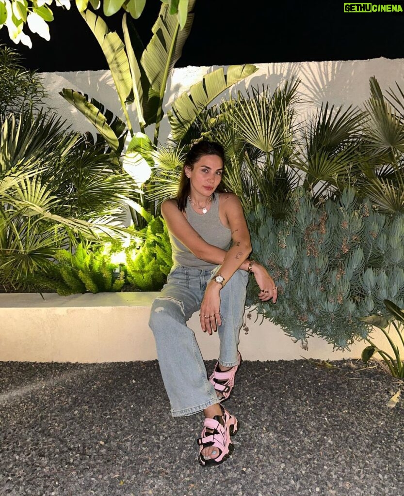 Actress Buse Varol HD Instagram Photos and Wallpapers July 2023 | Gethu ...
