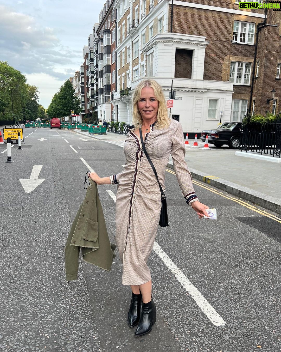 Chelsea Handler Instagram – How the night started and how it slowly ...