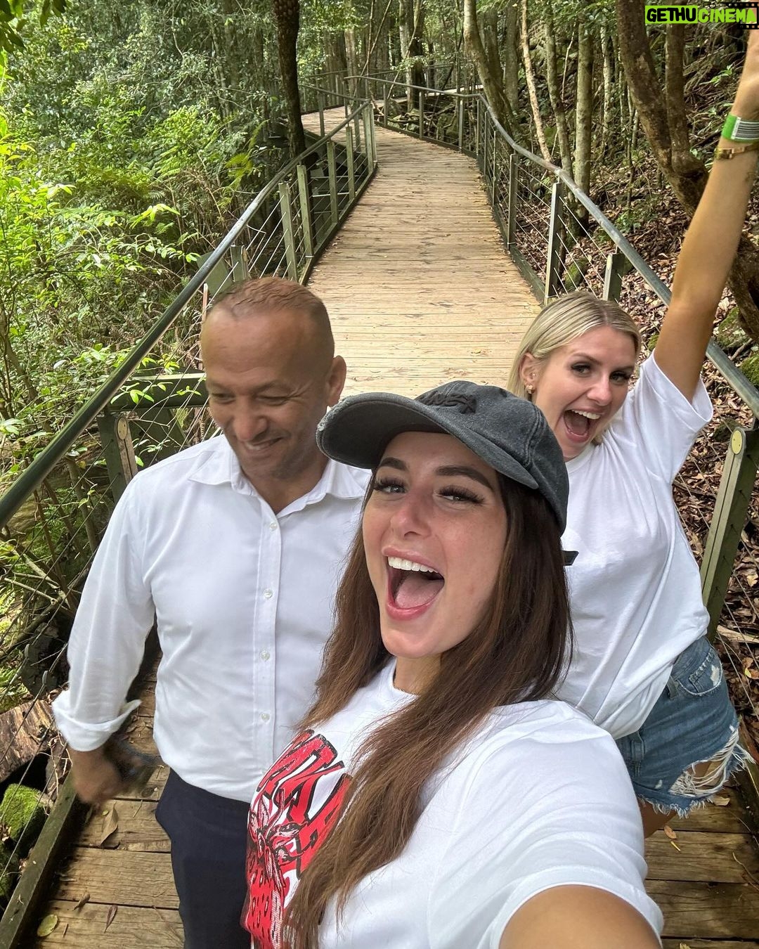 Chloe Burrows Instagram – Possibly THE most wholesome day we’ve EVER ...