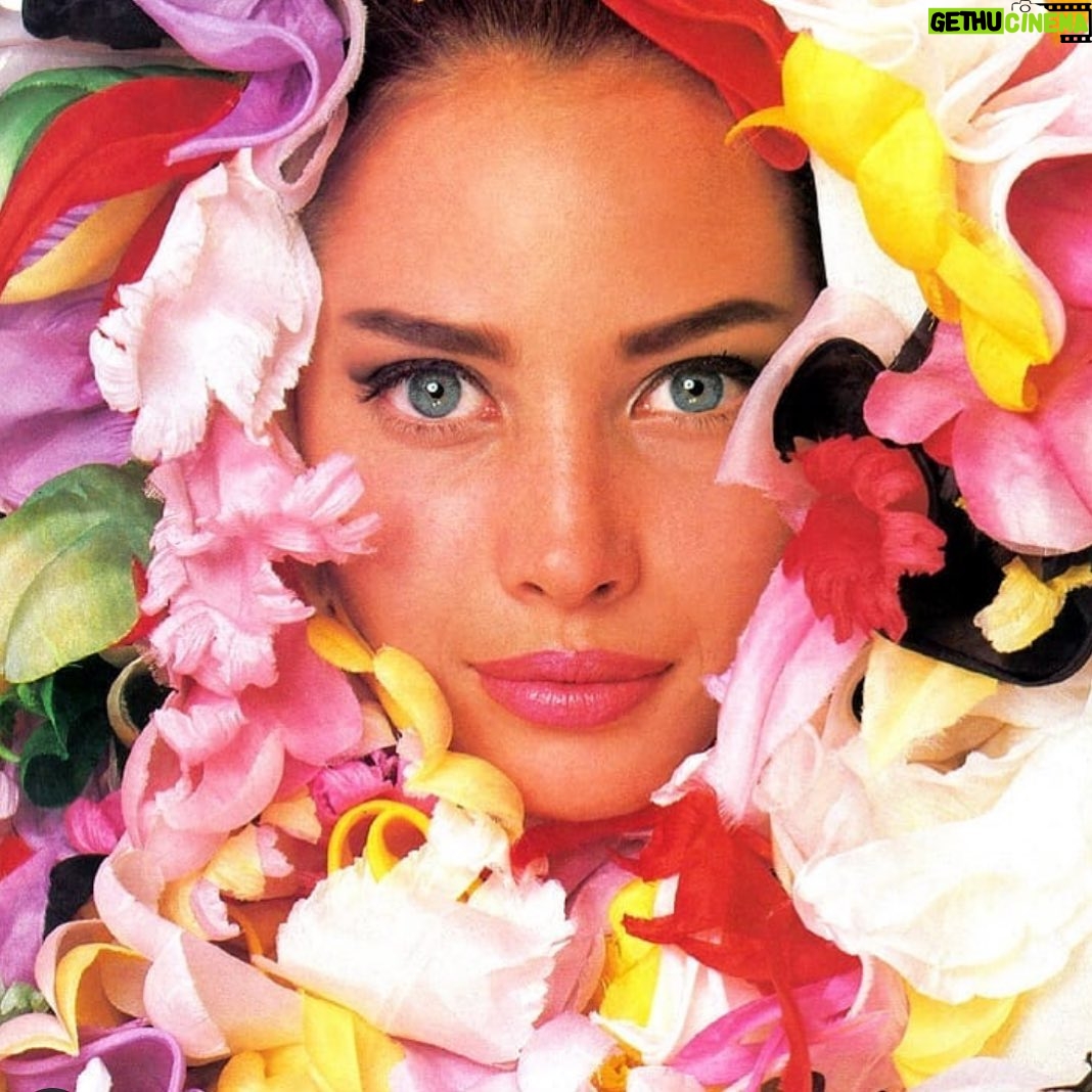 Christy Turlington Instagram – Spring time brings in the new and ...