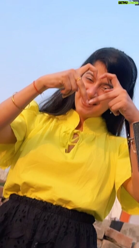 Actress Divya Sharma HD Instagram Photos and Wallpapers March 2024 ...
