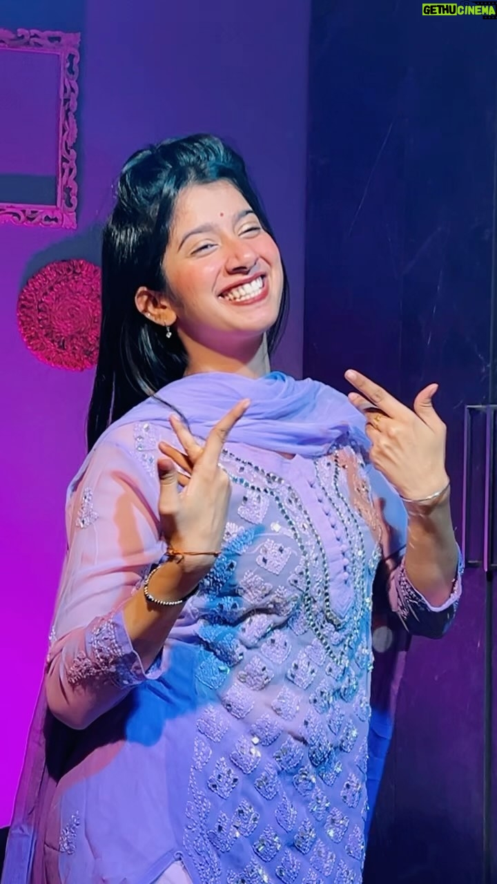 Actress Divya Sharma HD Instagram Photos and Wallpapers January 2024 ...