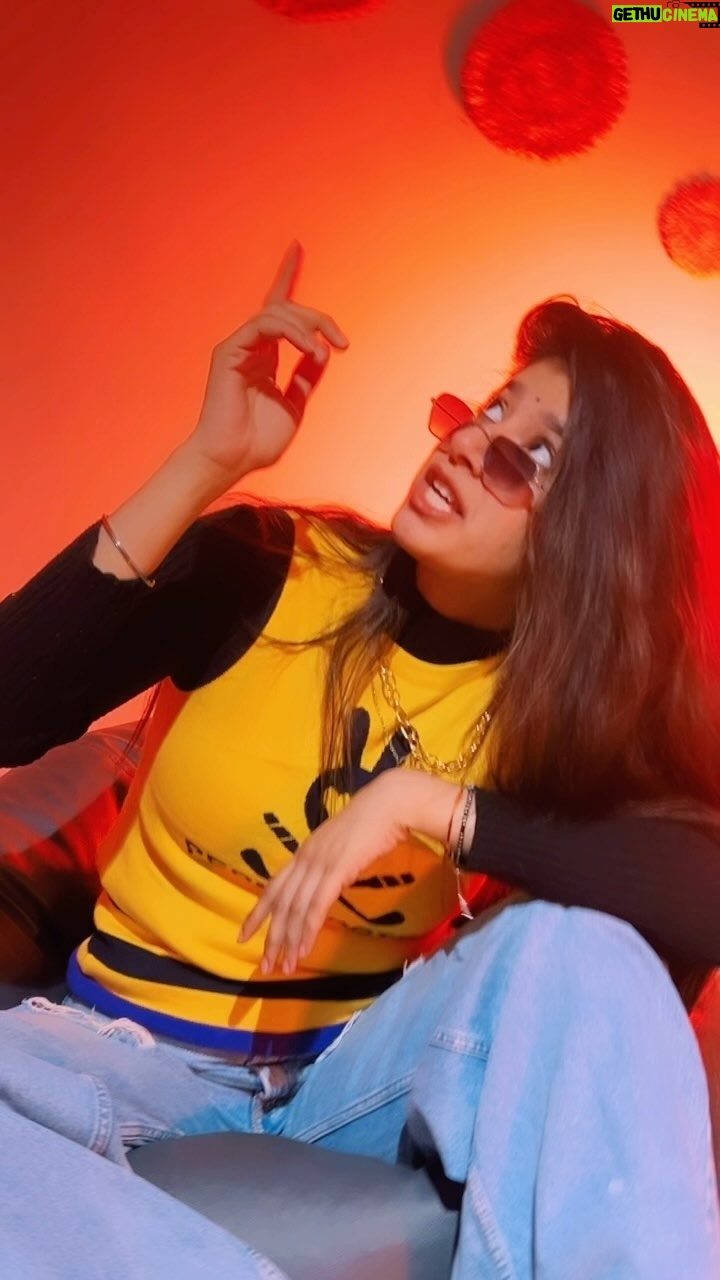 Actress Divya Sharma HD Instagram Photos and Wallpapers January 2024 ...