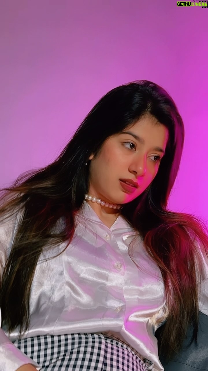 Actress Divya Sharma HD Instagram Photos and Wallpapers January 2024 ...