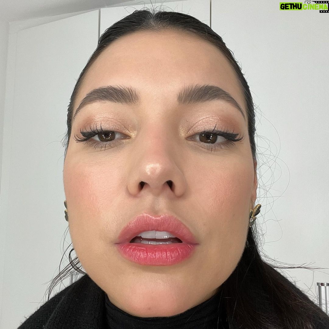 Gabrielle Prado Instagram – Tem tempo que tô pra postar esse antes e ...