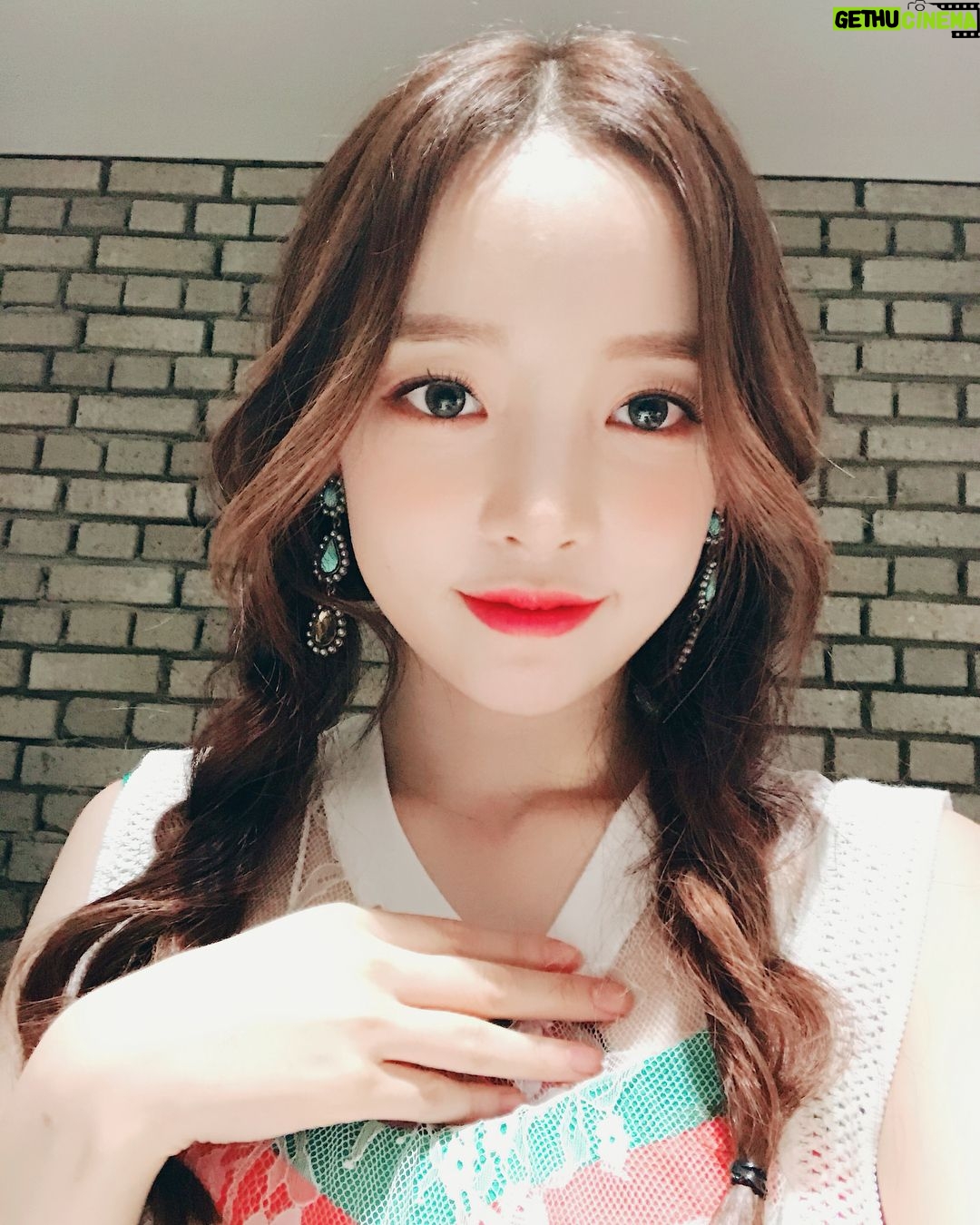 Goo Ha-ra Instagram – 🌸앙뇽?! | Gethu Cinema