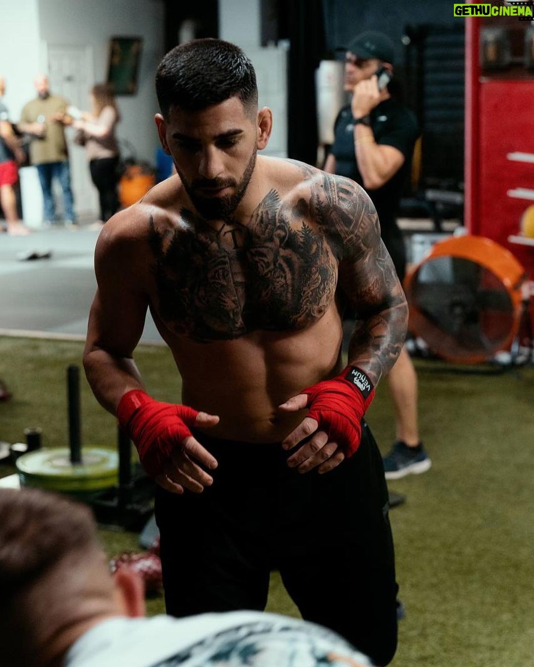 Ilia Topuria Instagram – 1 | 2 | 3 #trainingcamp #iliatopuria #MMA #UFC ...
