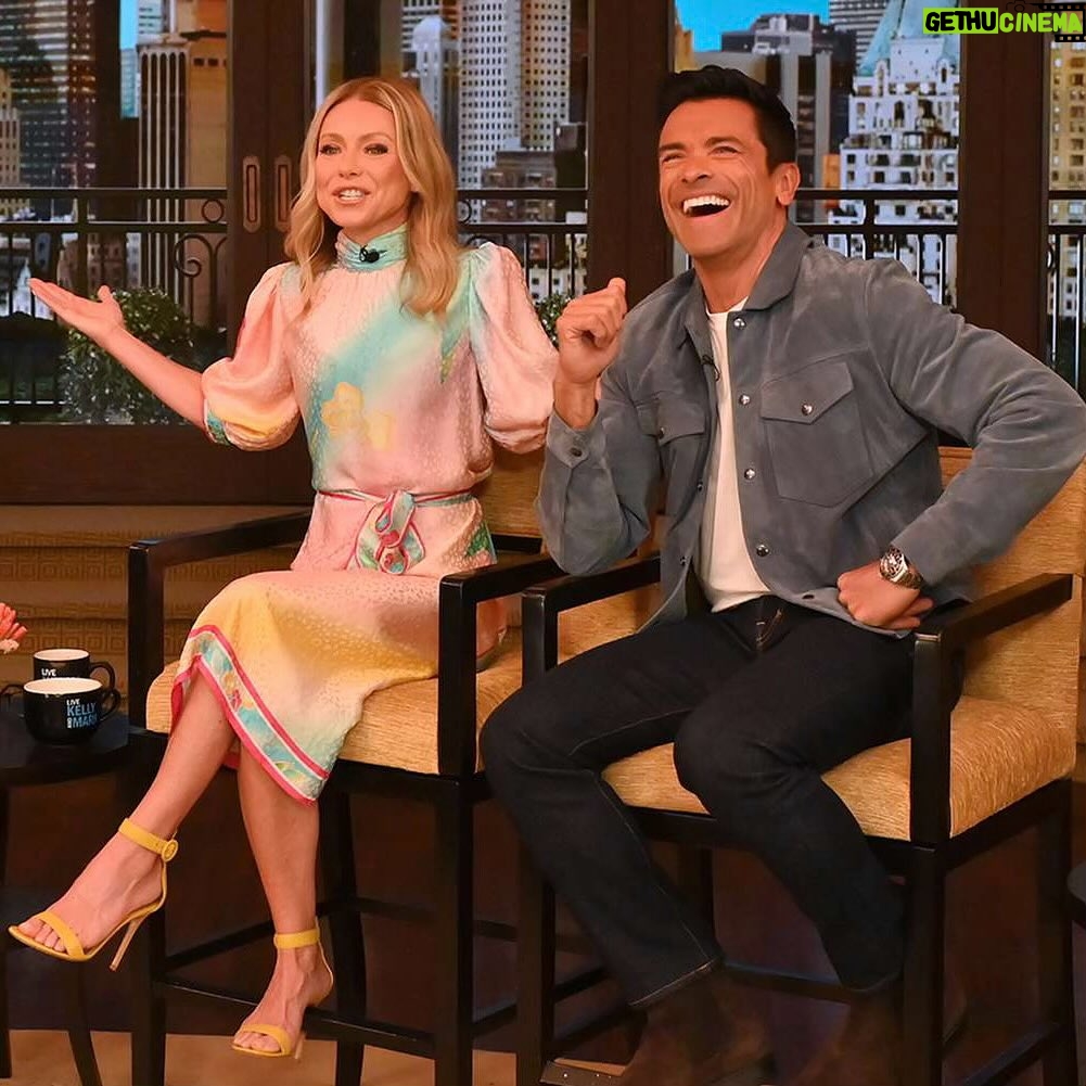 Kelly Ripa Instagram – Celebrating my favorite co-host on National TV ...