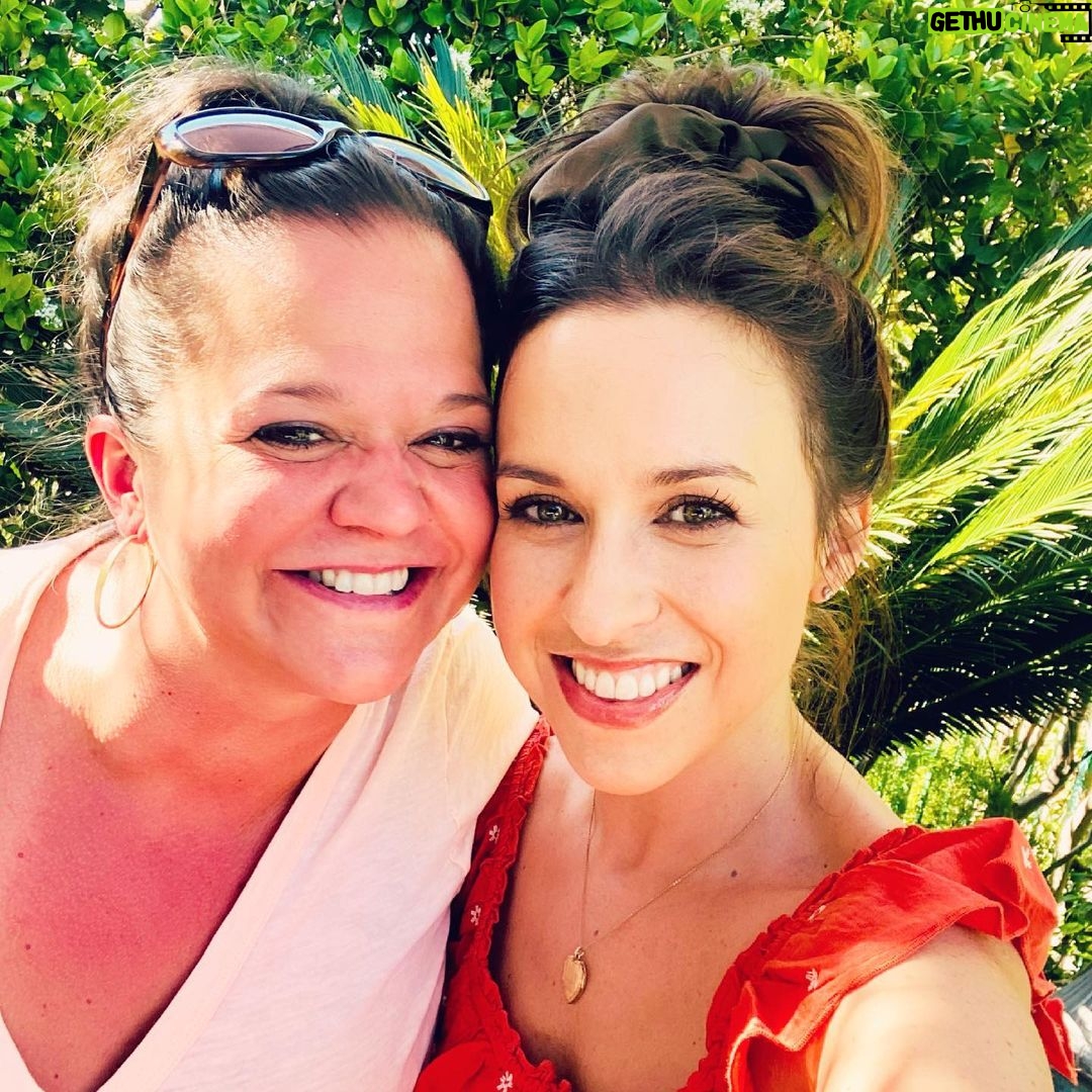 Lacey Chabert Instagram – Sister time is the best time 👯‍♀️ 💕 #summer # ...