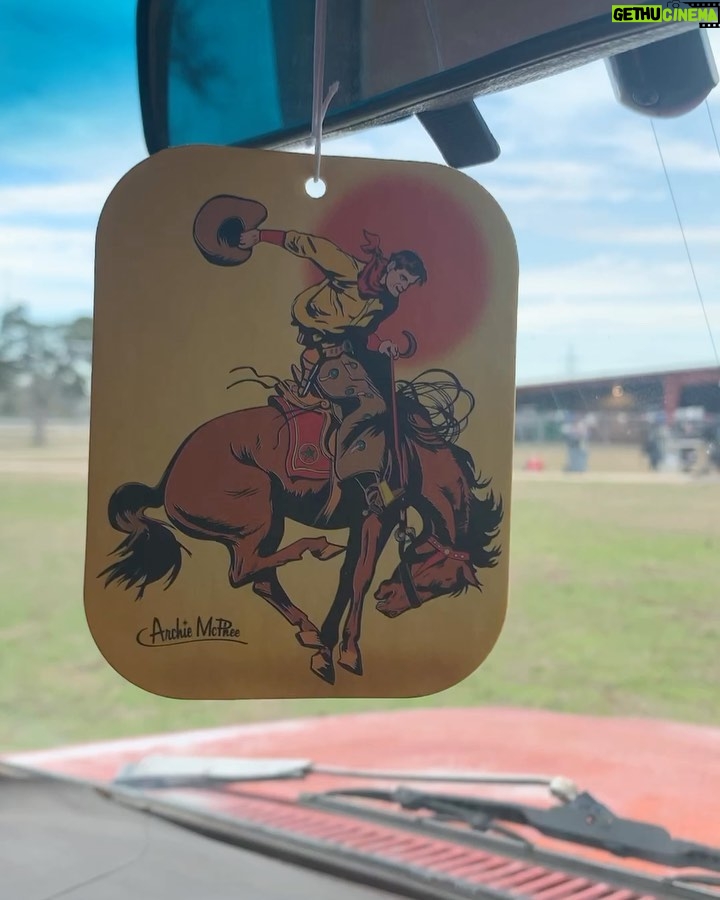 Lindsey Morgan Instagram – A brand new @thecwwalker TONIGHT! 8/7c on ...