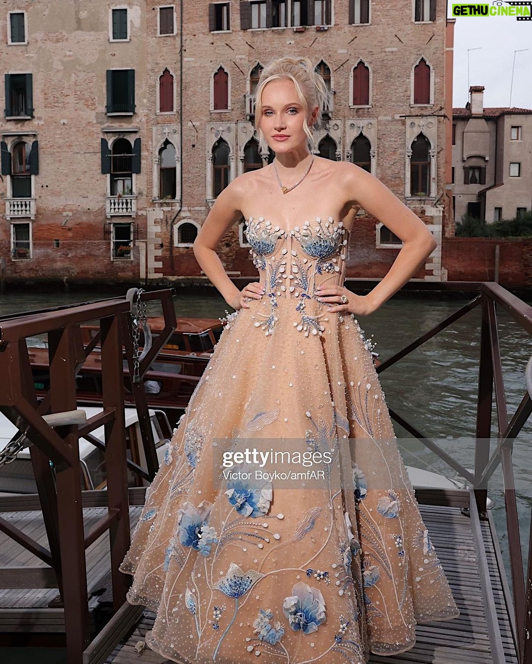 Actress Polina Pushkareva HD Instagram Photos and Wallpapers September ...