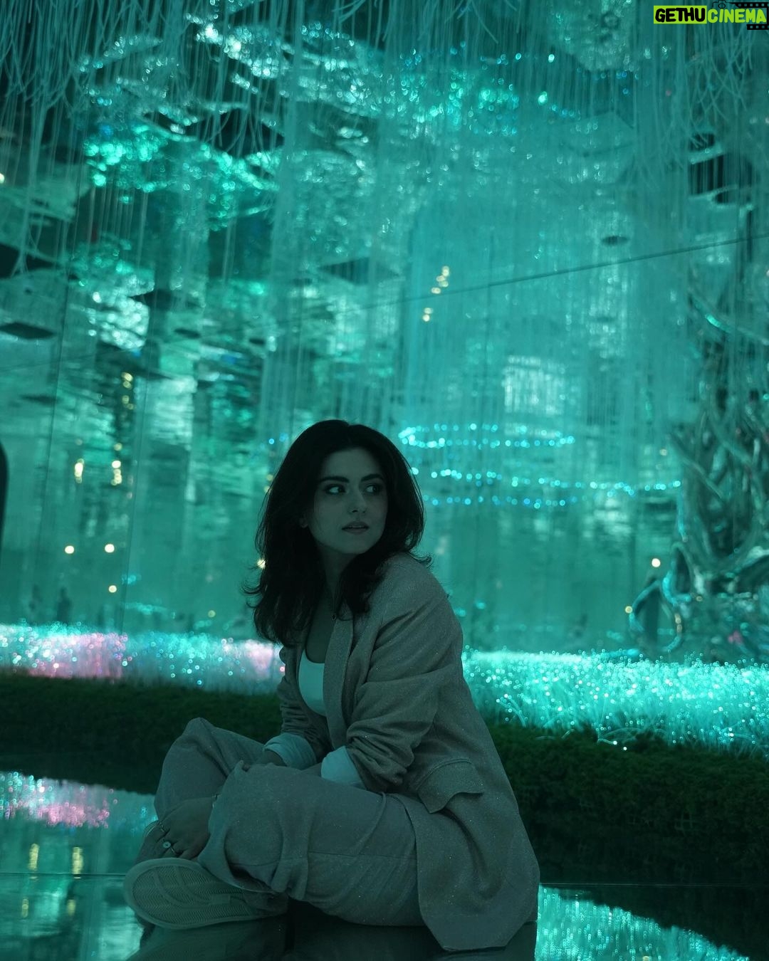 Actress Riddhi Dogra HD Instagram Photos and Wallpapers December 2023 | Gethu Cinema