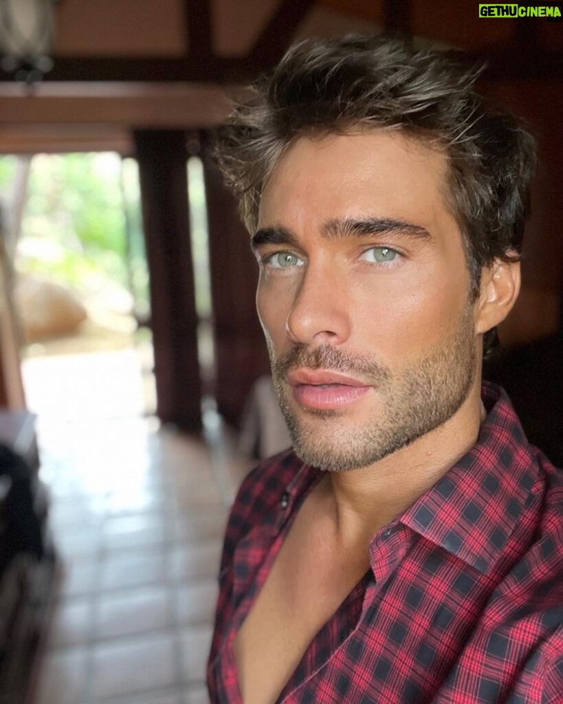 Actor Rodrigo Guirao Díaz HD Instagram Photos and Wallpapers July 2023 ...