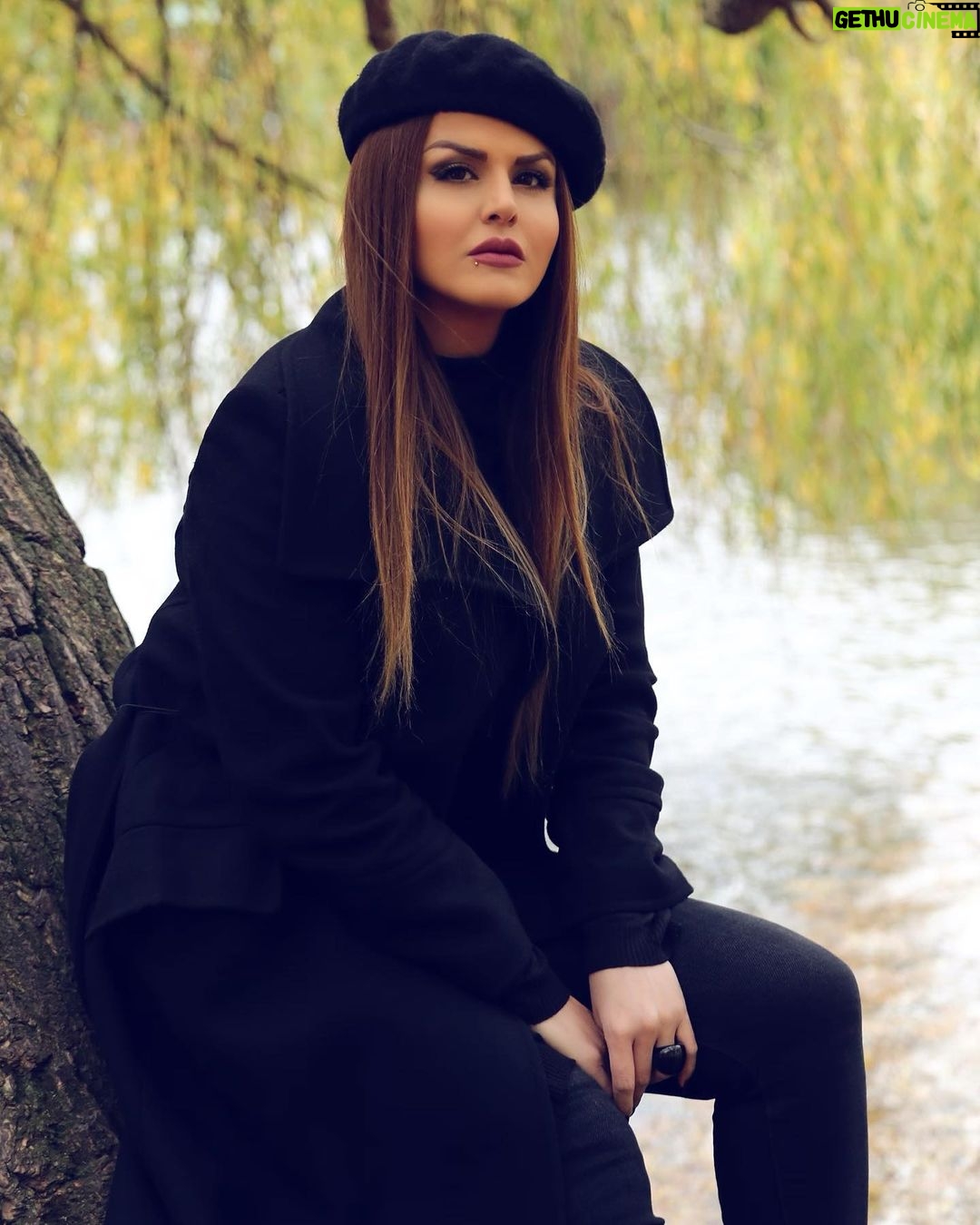 Sahar Moghadass Instagram – تو نه چنانی که منم من نه چنانم که تویی تو ...