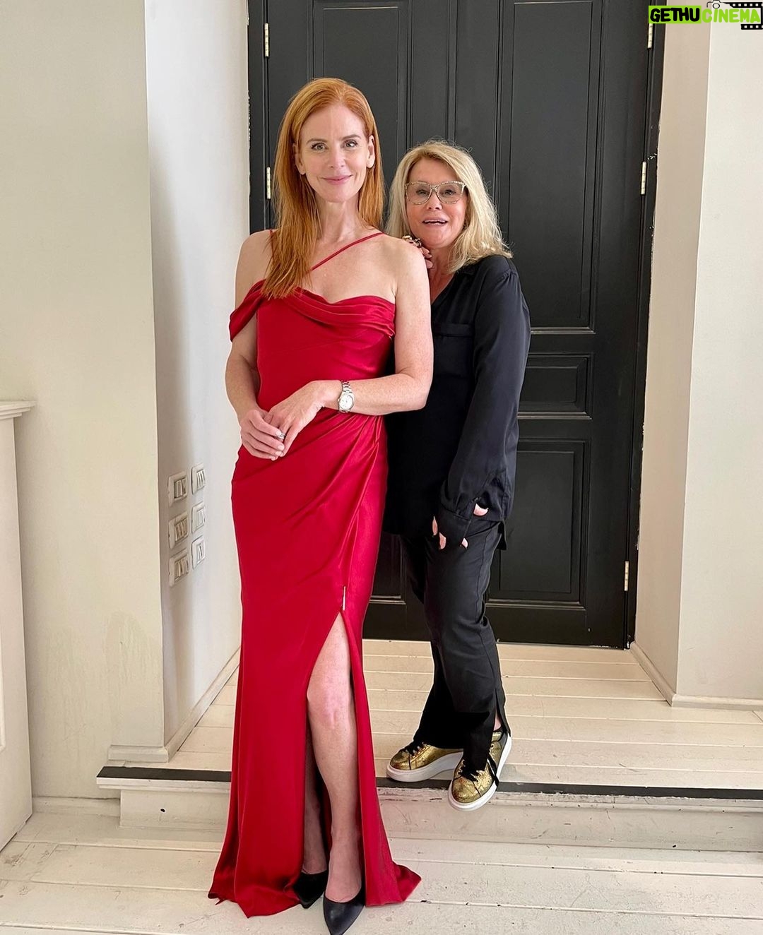 Sarah Rafferty Instagram – Sending love, thanks and credit, oh so so ...
