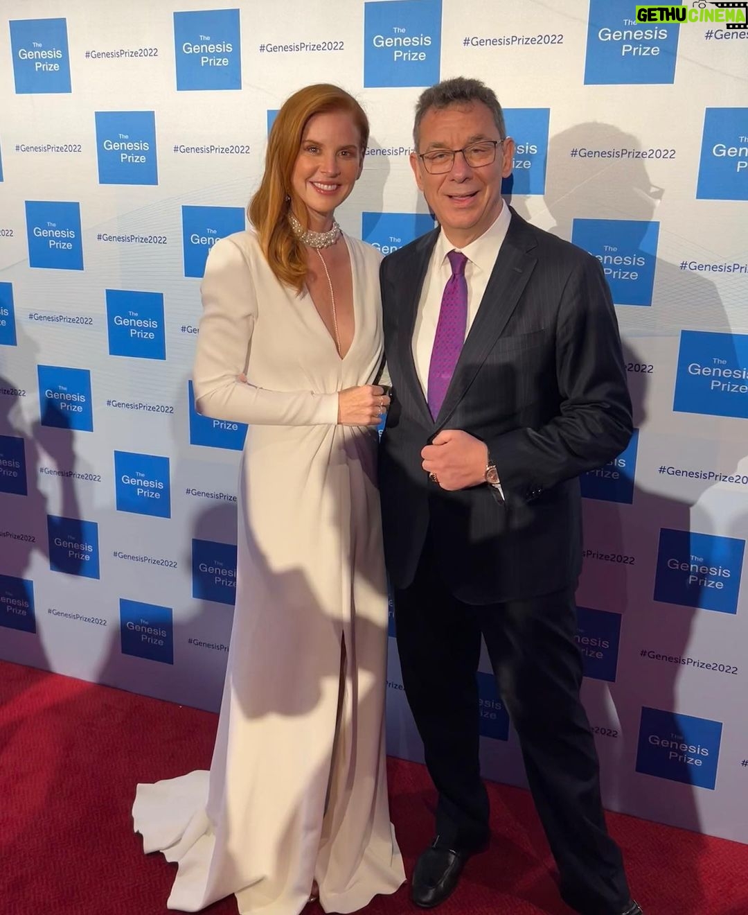 Sarah Rafferty Instagram – Sending love, thanks and credit, oh so so ...