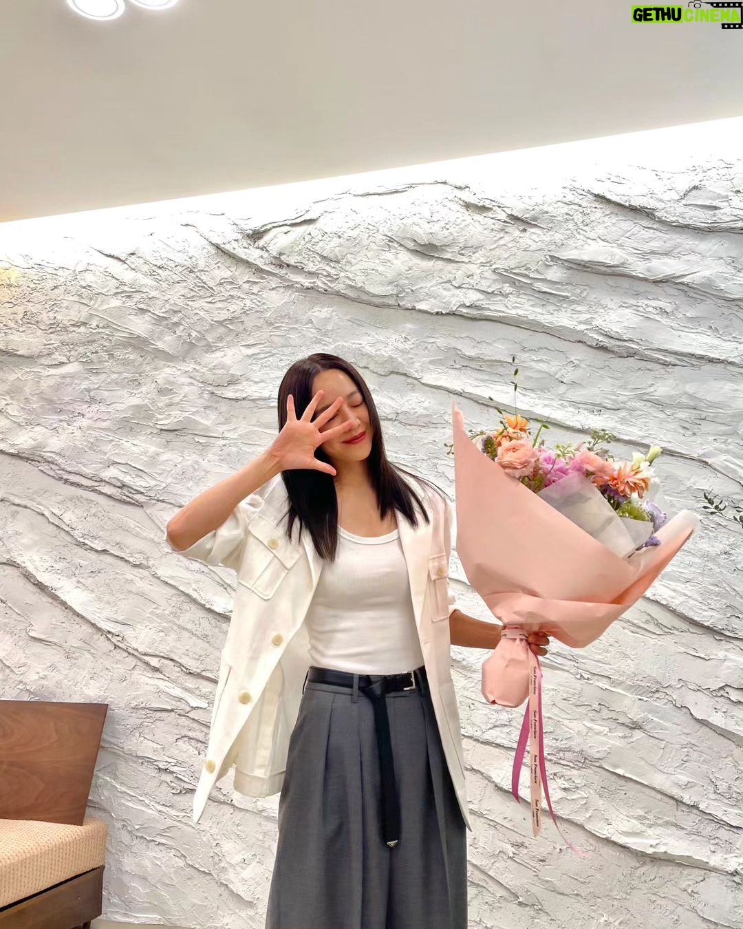 Shin Hye-sun Instagram – 🤗 | Gethu Cinema