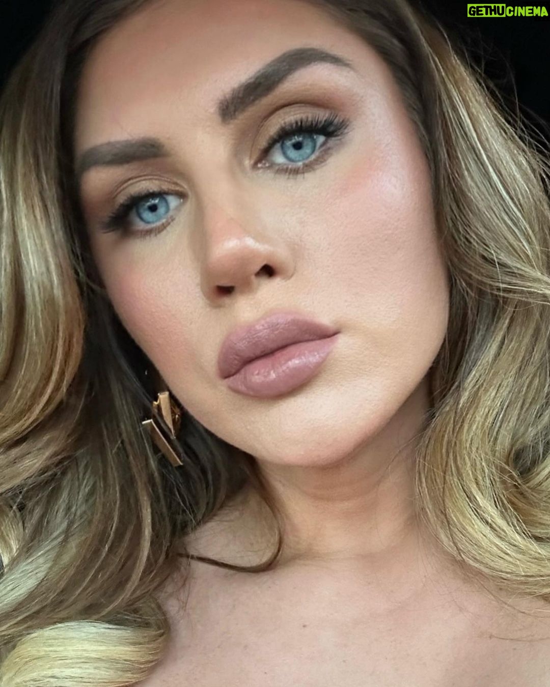 Sophie Hall Instagram – Currently on repeat in my head 🎶 | Gethu Cinema