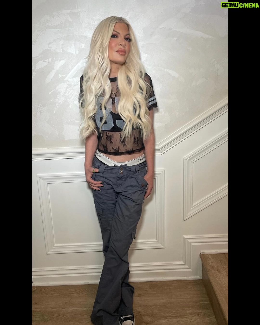 Tori Spelling Instagram – work hard.play hard. repeat. • #quietonset # ...