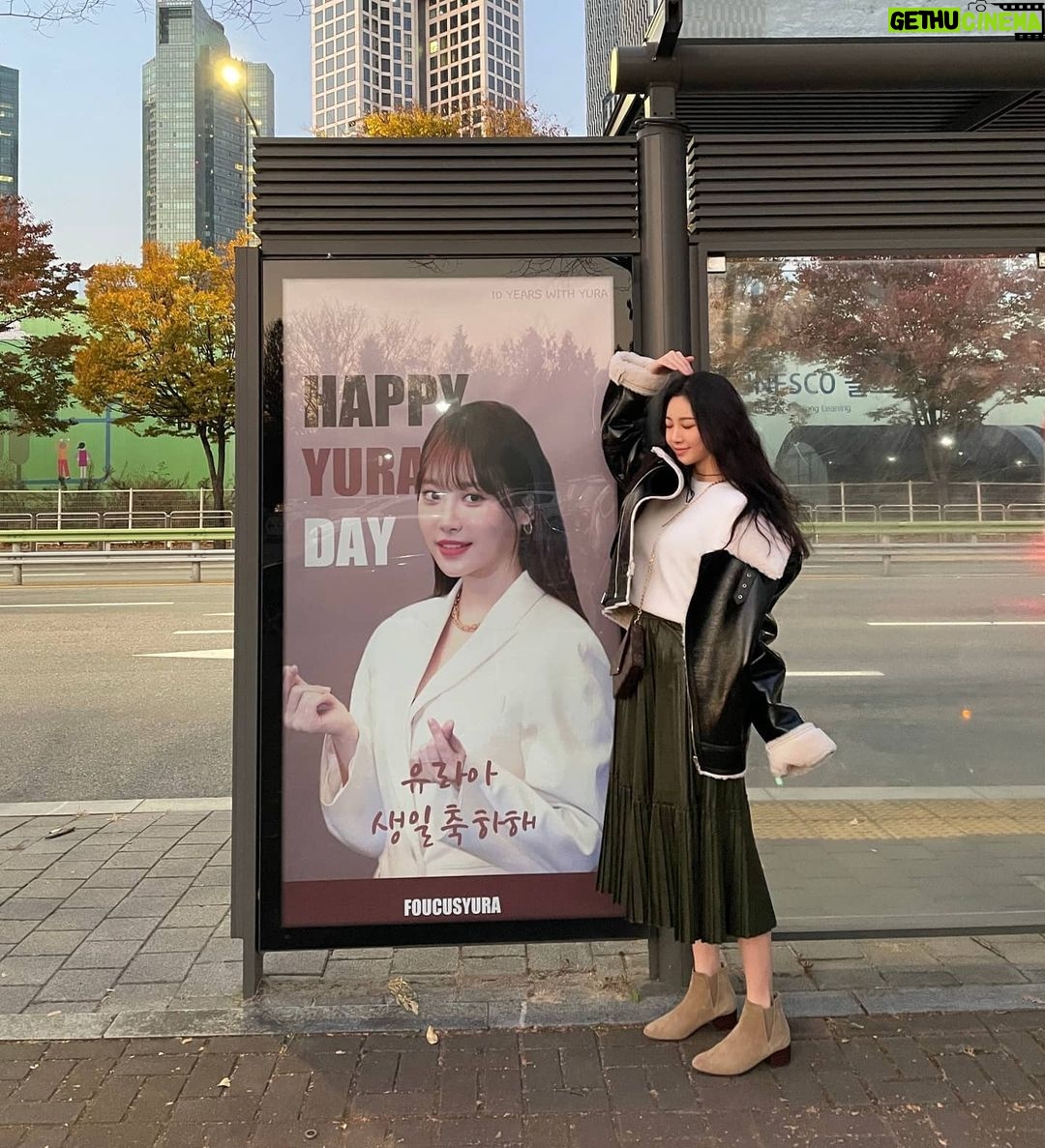 Yura Instagram – 유라를만나다😌 늘감사하고 스릉합니당♡ | Gethu Cinema