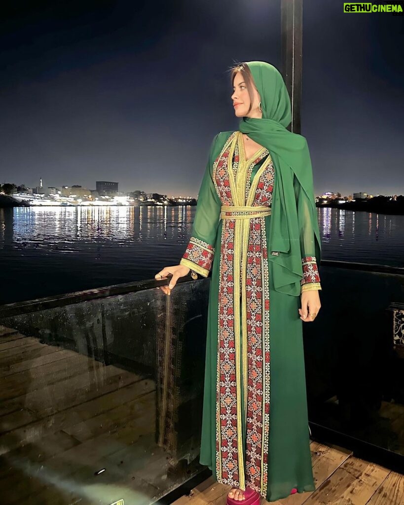 Actress Zahra Habib HD Instagram Photos and Wallpapers April 2023 ...