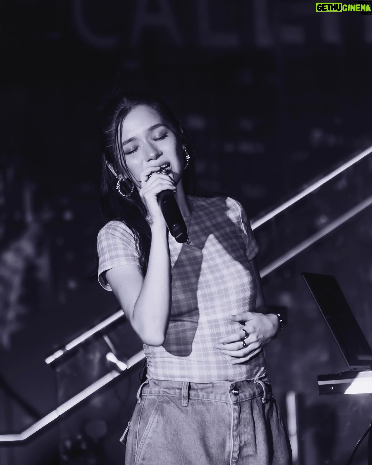 Actress Violette Wautier HD Instagram Photos and Wallpapers January ...