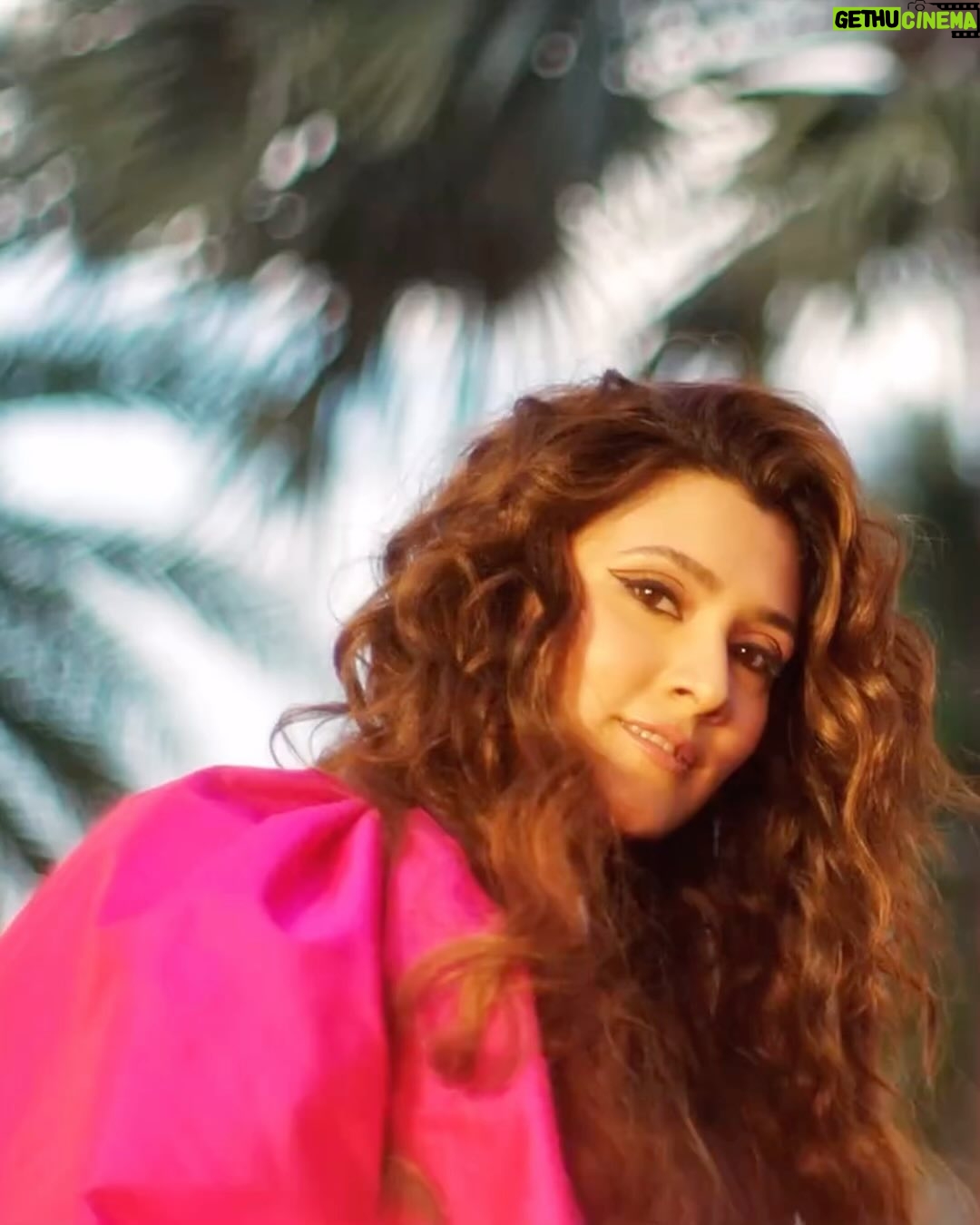 Aastha Gill Instagram – THE SINGING DIVA IS HERE MEET THE VIVACIOUS ...