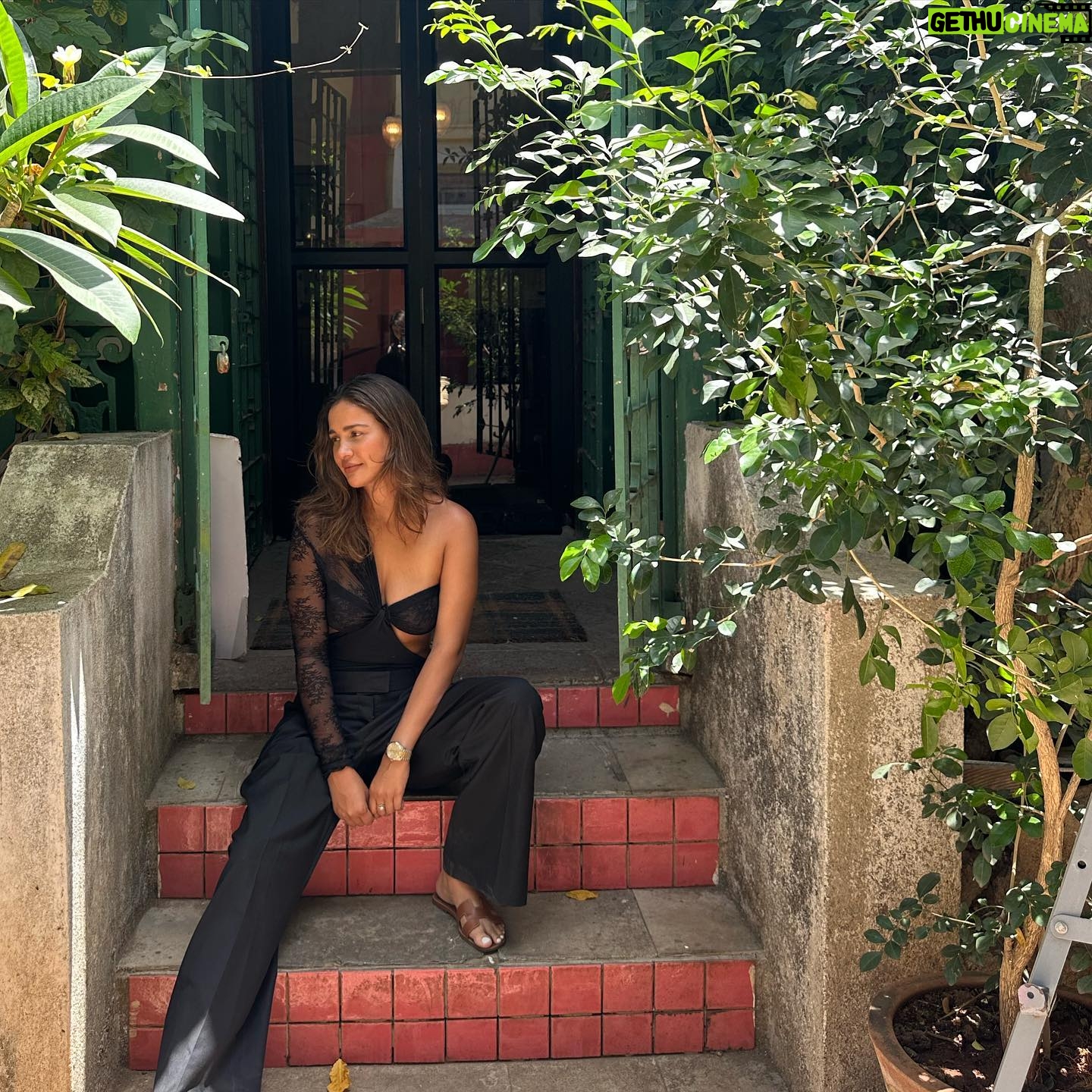 Aisha Sharma Instagram – Hello May !! #nofilter | Gethu Cinema