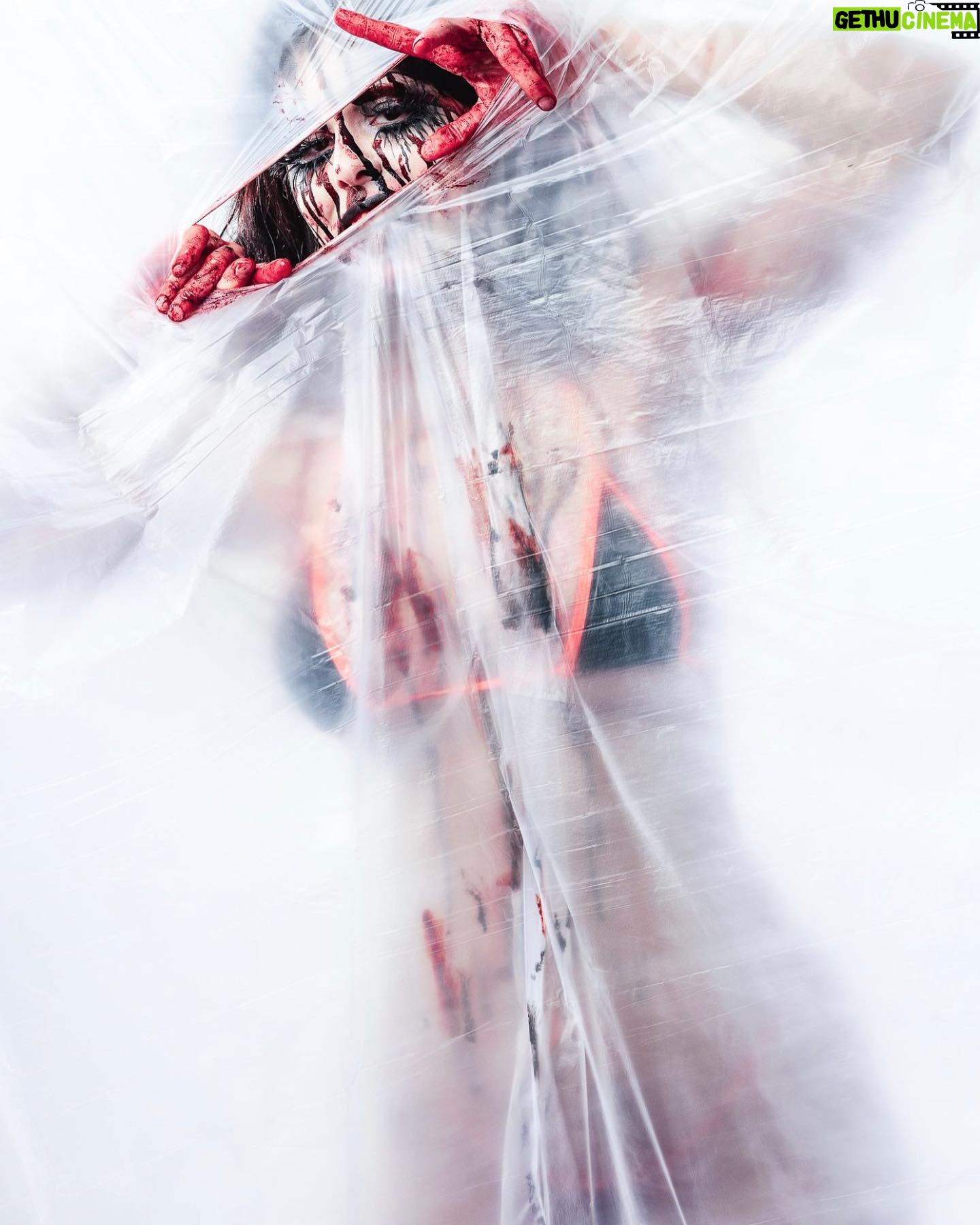 Avery Quinn Pongracz Instagram – bloody hell mate | Gethu Cinema