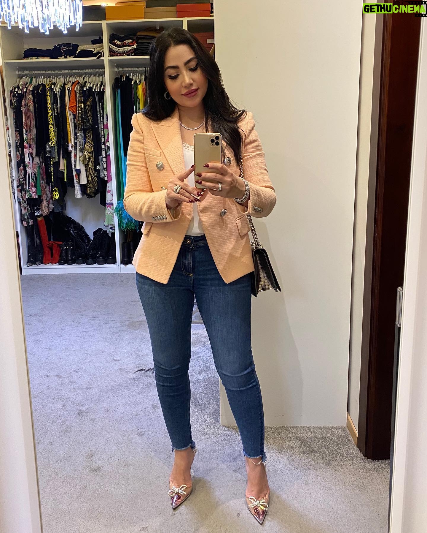 Actress Boussy HD Instagram Photos and Wallpapers March 2024 | Gethu Cinema